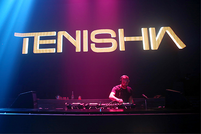 TENISHIA - Friday, 22 May 2015 at Colosseum Jakarta