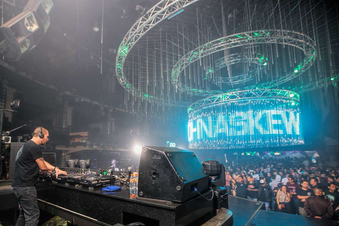 JOHN ASKEW - Friday, 13 Jul 2018 at Colosseum Jakarta