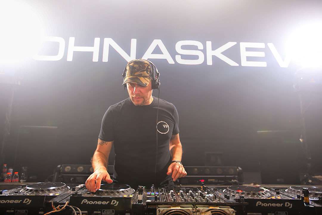 JOHN ASKEW - Friday, 18 Oct 2019 at Colosseum Jakarta